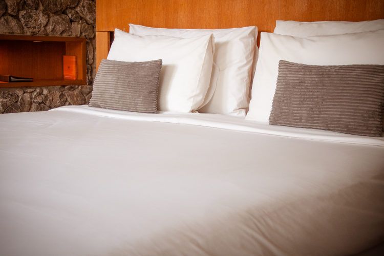 5 Tips For Creating A Comfortable Guest Room