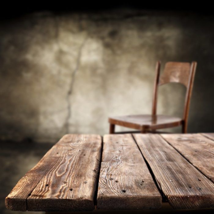 DIY: How To Distress Furniture