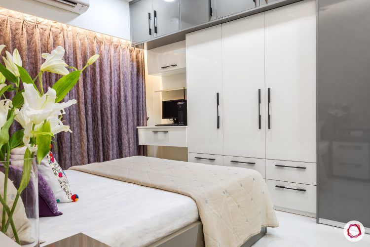 Compact Interior Design For Furnished 2 BHK Home