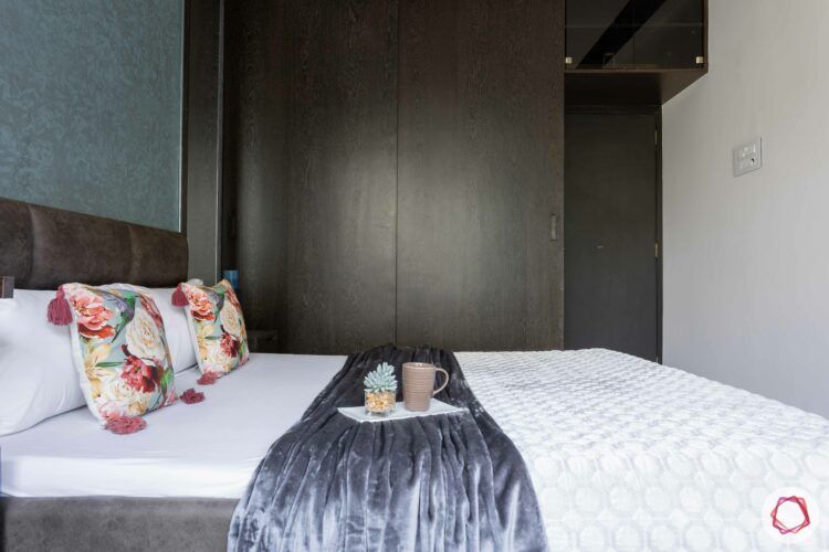 Material Choices for Wardrobe Shutters