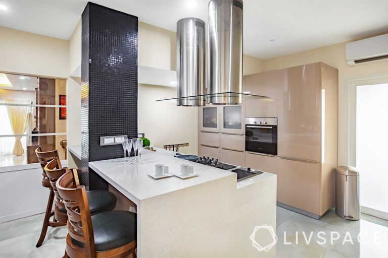 8 Breakfast Counter Designs That Work Great in Indian Kitchens