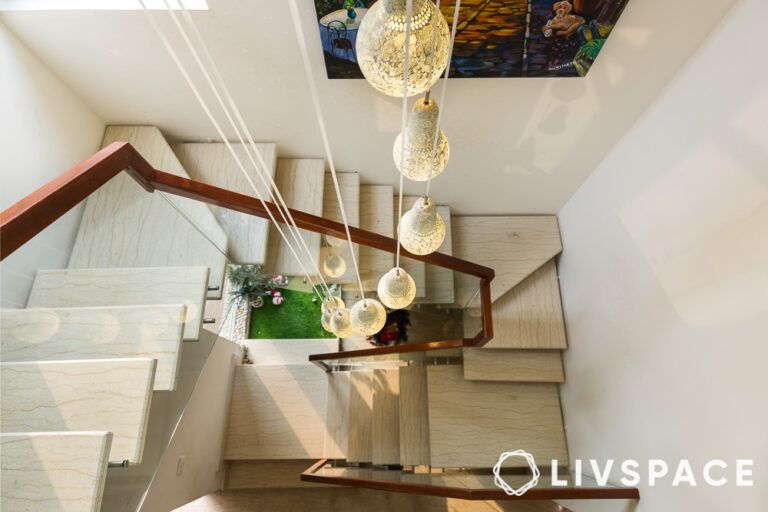 Staircase Vastu | Direction, Location, Steps & Much More - Livspace