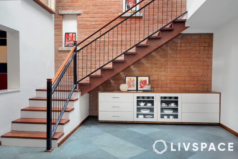 Staircase Vastu | Direction, Location, Steps & Much More - Livspace