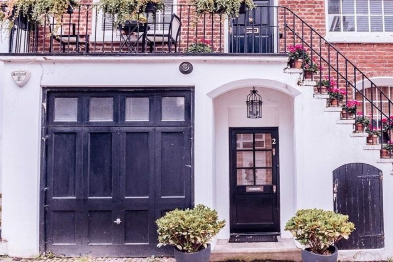 10+ Creative Parking Gate Designs You Need To Know