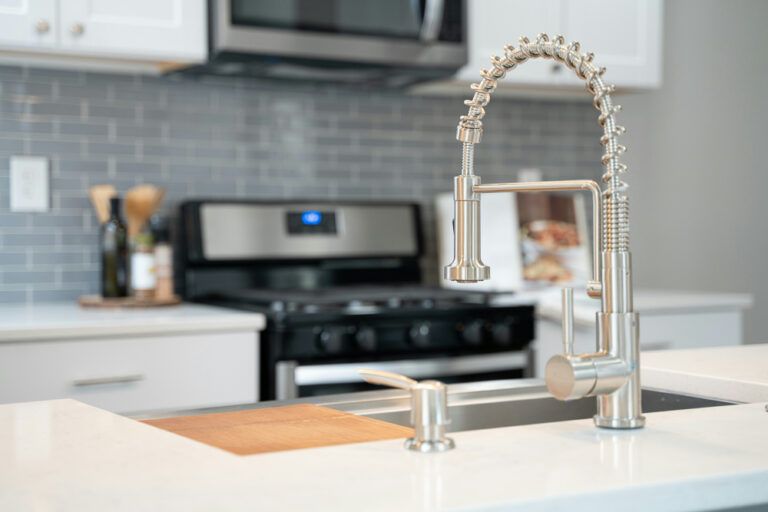 Kitchen Sink Taps That Will Enhance Your Kitchen Experience