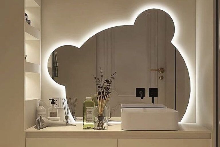 25 Mirror Light Design Ideas For You to Refresh Your Reflection